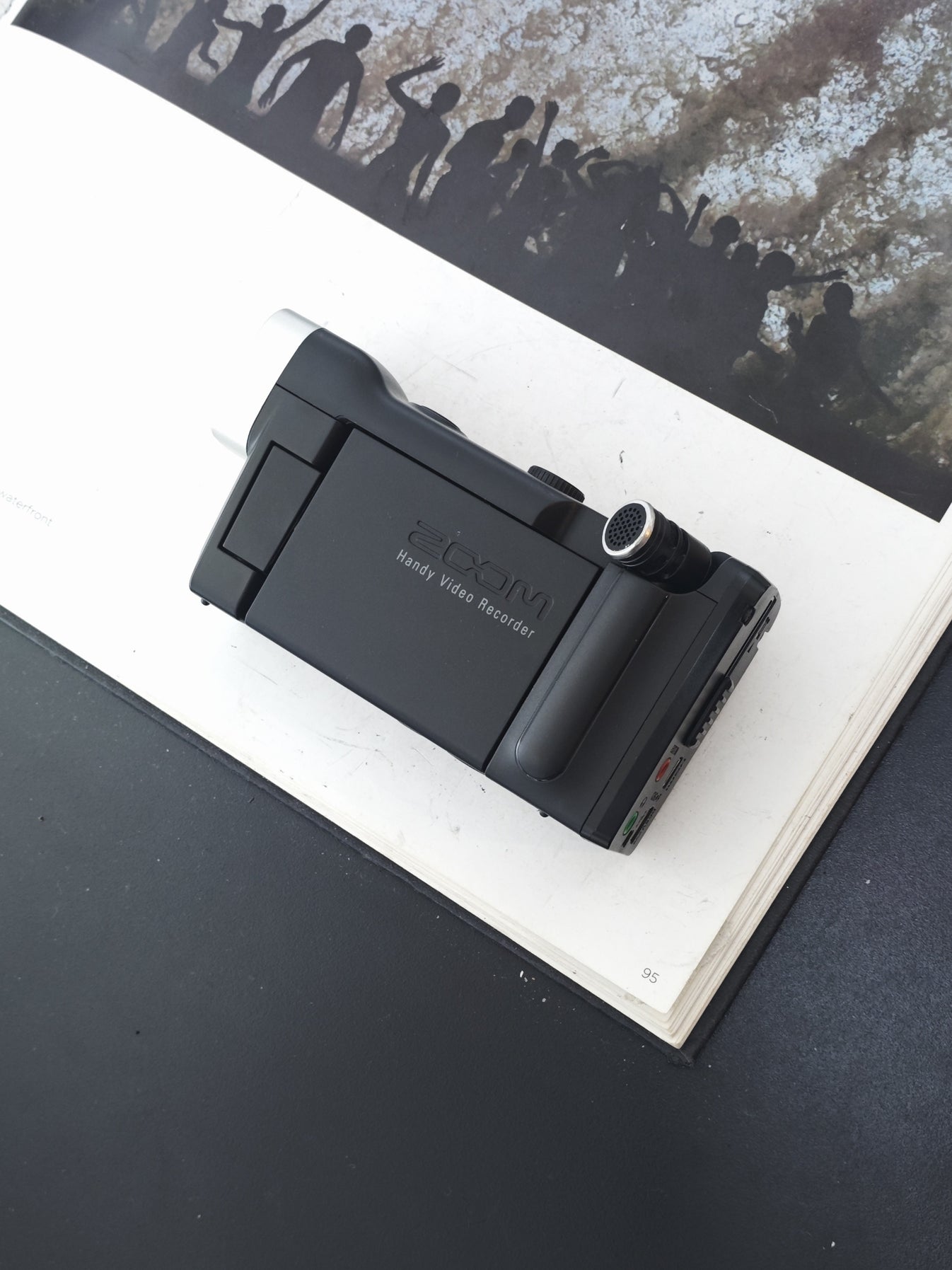 Zoom Q4n Handy Video Recorder – UNIT CAMERA SHOP | BKK