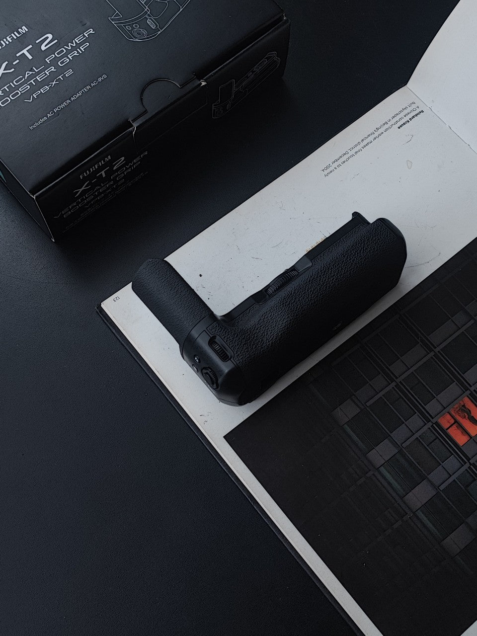 Used Fujifilm VPB-XT2 [Vertical Power Booster Grip] – UNIT CAMERA SHOP ...